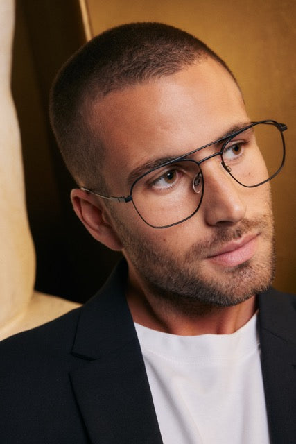 Charmant – Frames Etc.